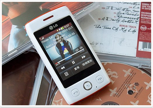 【實測】LG Wink T300 卡片式 音樂機-ePrice.HK