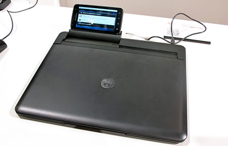 MOTO ATRIX 變型 Netbook 實錄-ePrice.HK