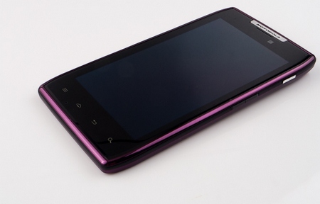 薄美出色：MOTO RAZR XT910 醉迷紫寫真-ePrice.HK